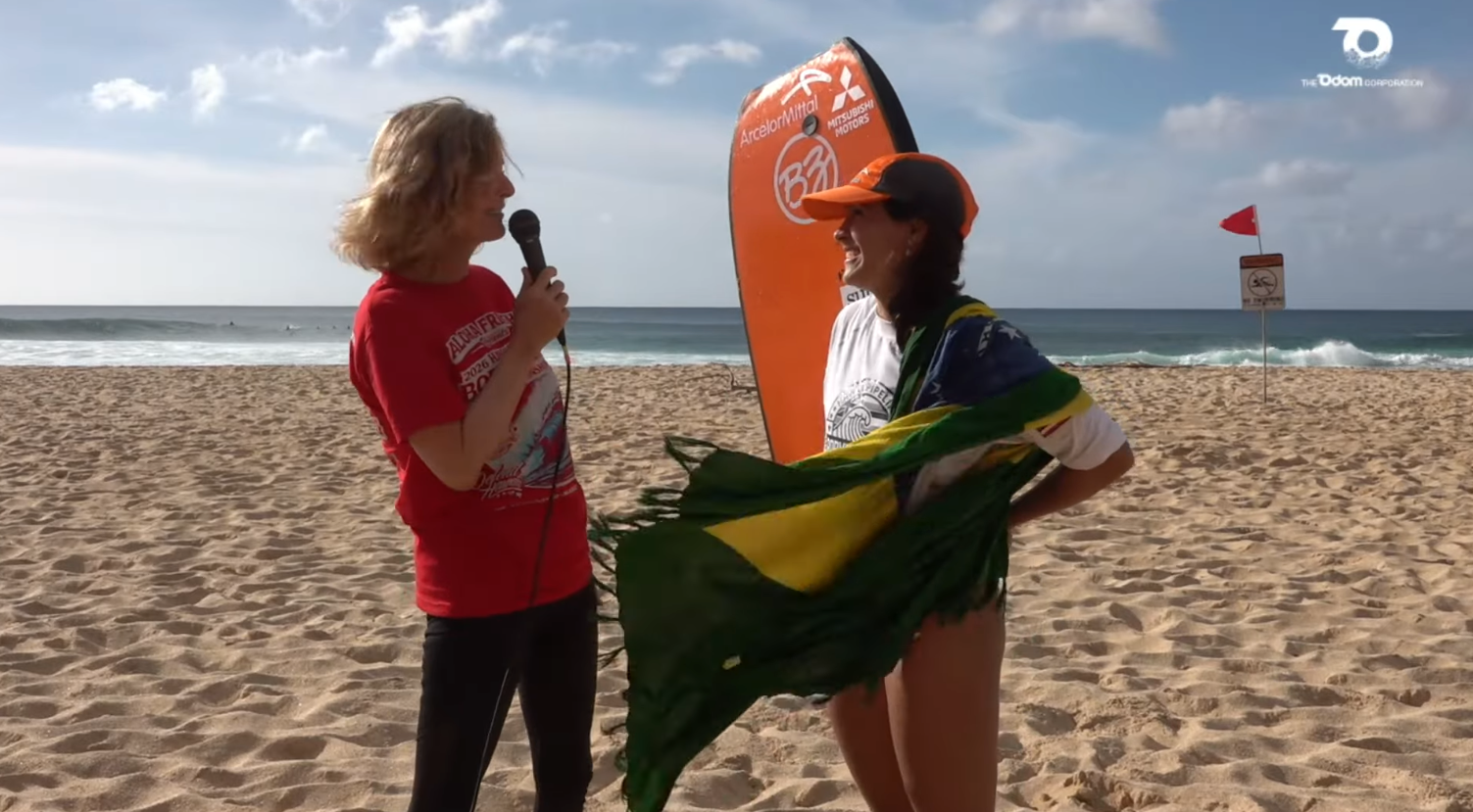 Luna Hardman remporte le Hawaii Pipeline Bodyboarding Championship 202 ...